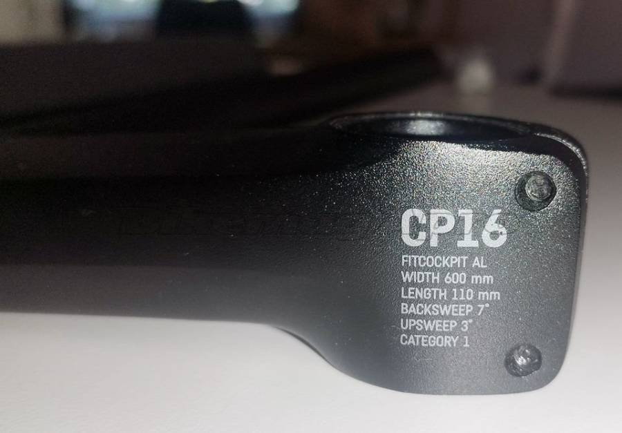 Canyon CP16 cockpit (integrált kormány)