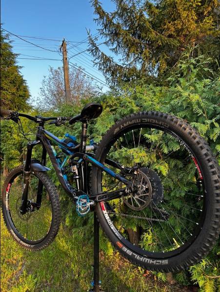 GIANT Reign 2 GE man ELADÓ: Enduro / Freeride / DH kerékpár ...